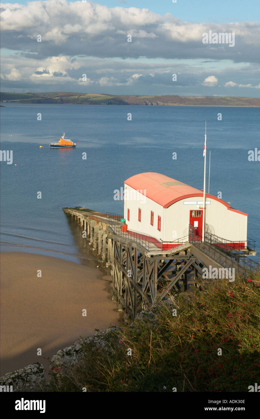 Lifeboat house hi-res stock photography and images - Alamy
