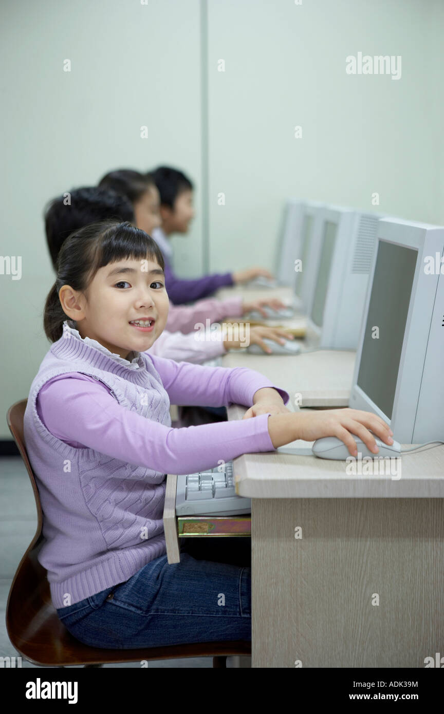 Students in the computer lab Stock Photo - Alamy