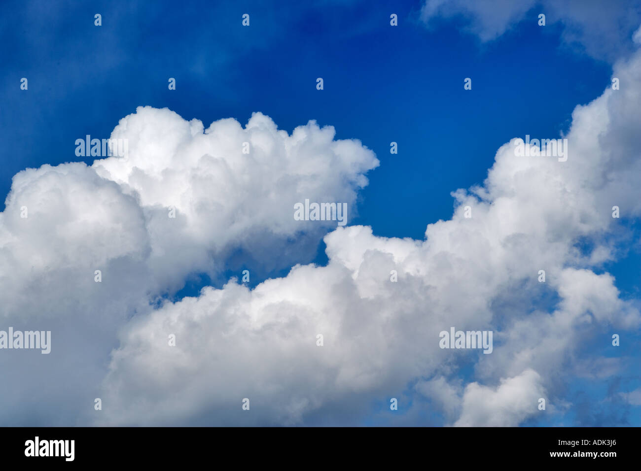 Cumulous clouds hi-res stock photography and images - Alamy