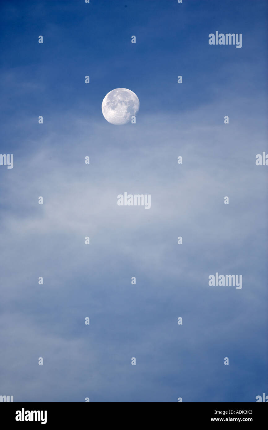 Blue moon full oregon hi-res stock photography and images - Alamy