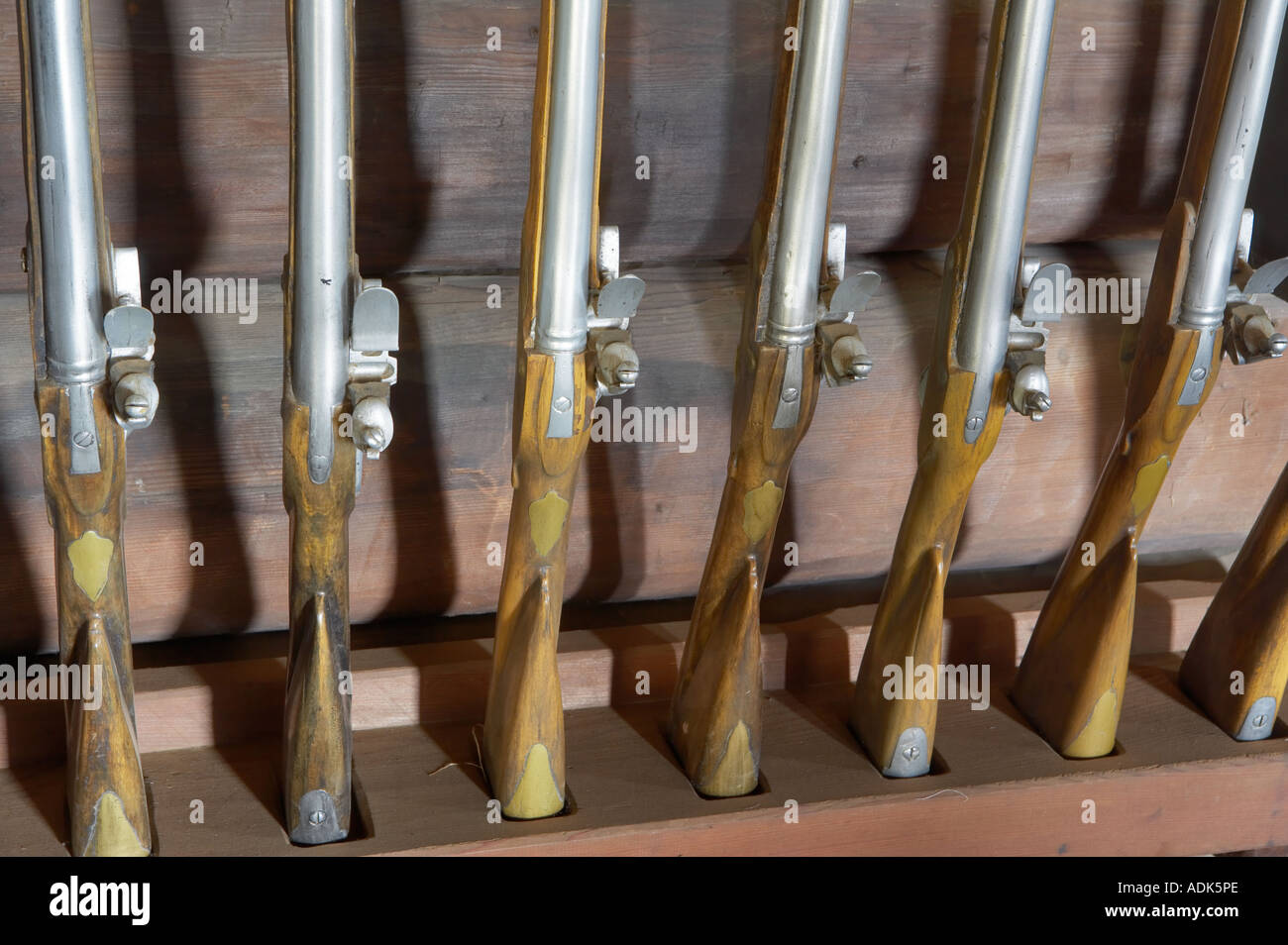 Flintlock muskets hi-res stock photography and images - Alamy