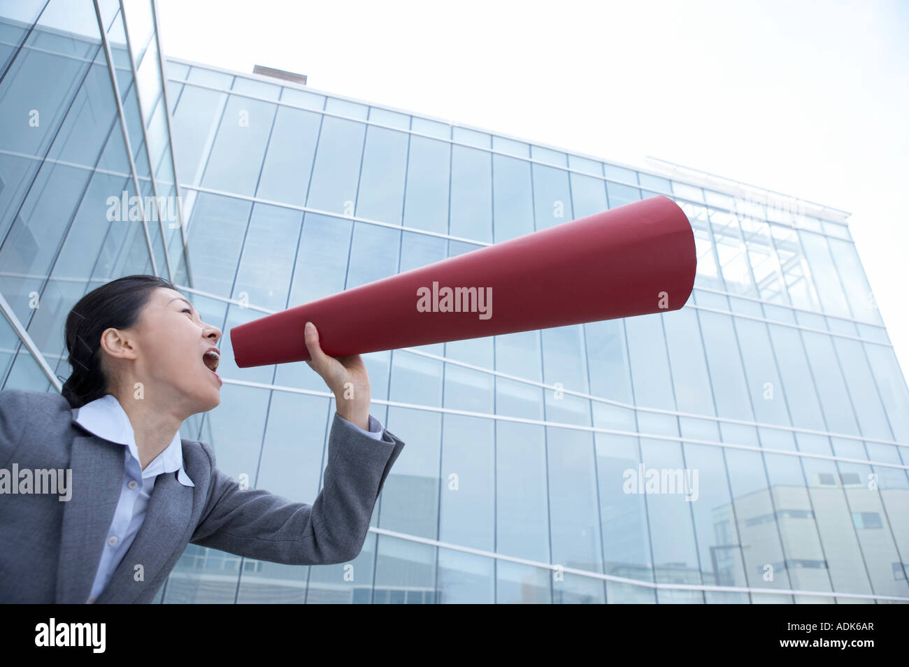 People shouting echo hi-res stock photography and images - Alamy
