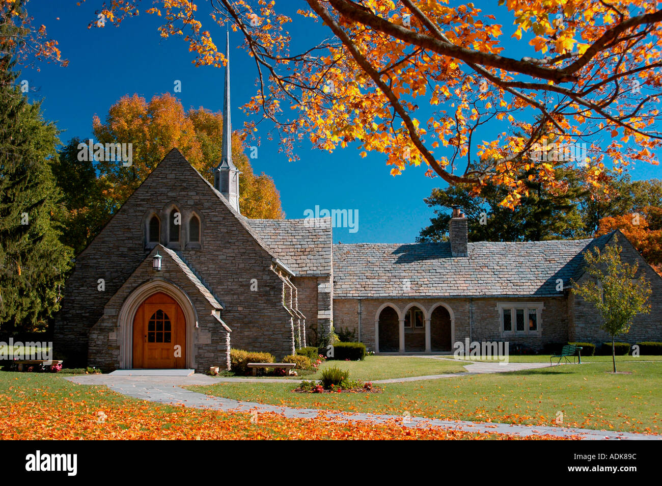 Small cemetery chapel Stock Photo - Alamy