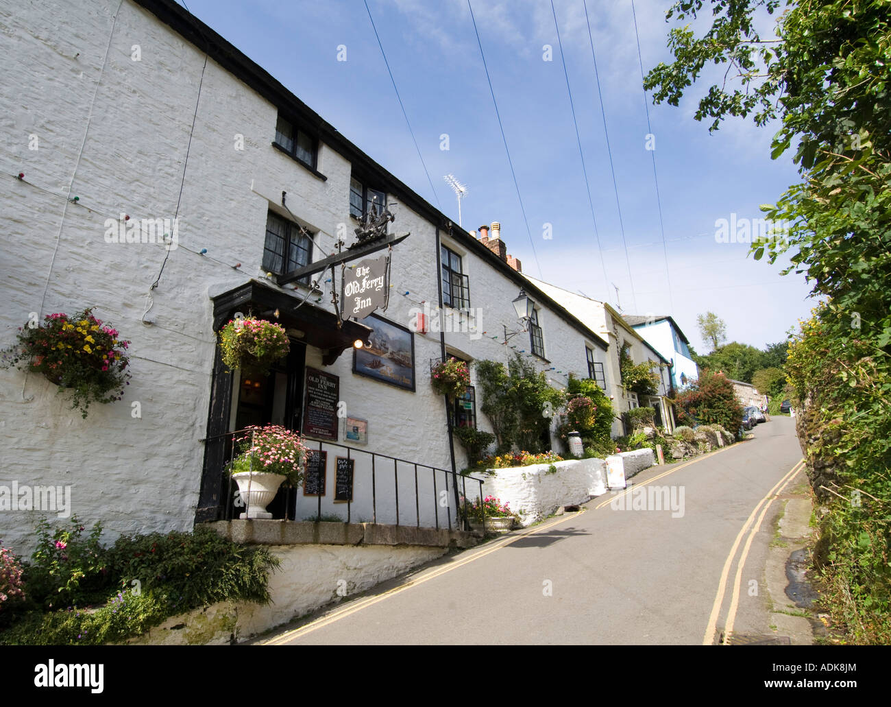 Old ferry inn bodinnick hi-res stock photography and images - Alamy