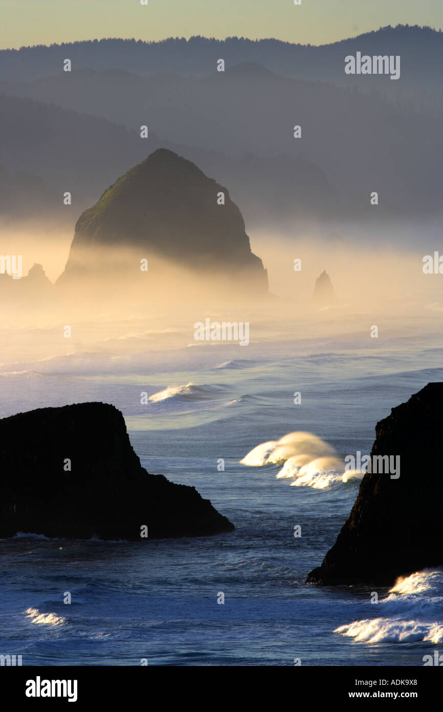 Waves with offshore wind at Cannon Beach Oregon Stock Photo - Alamy