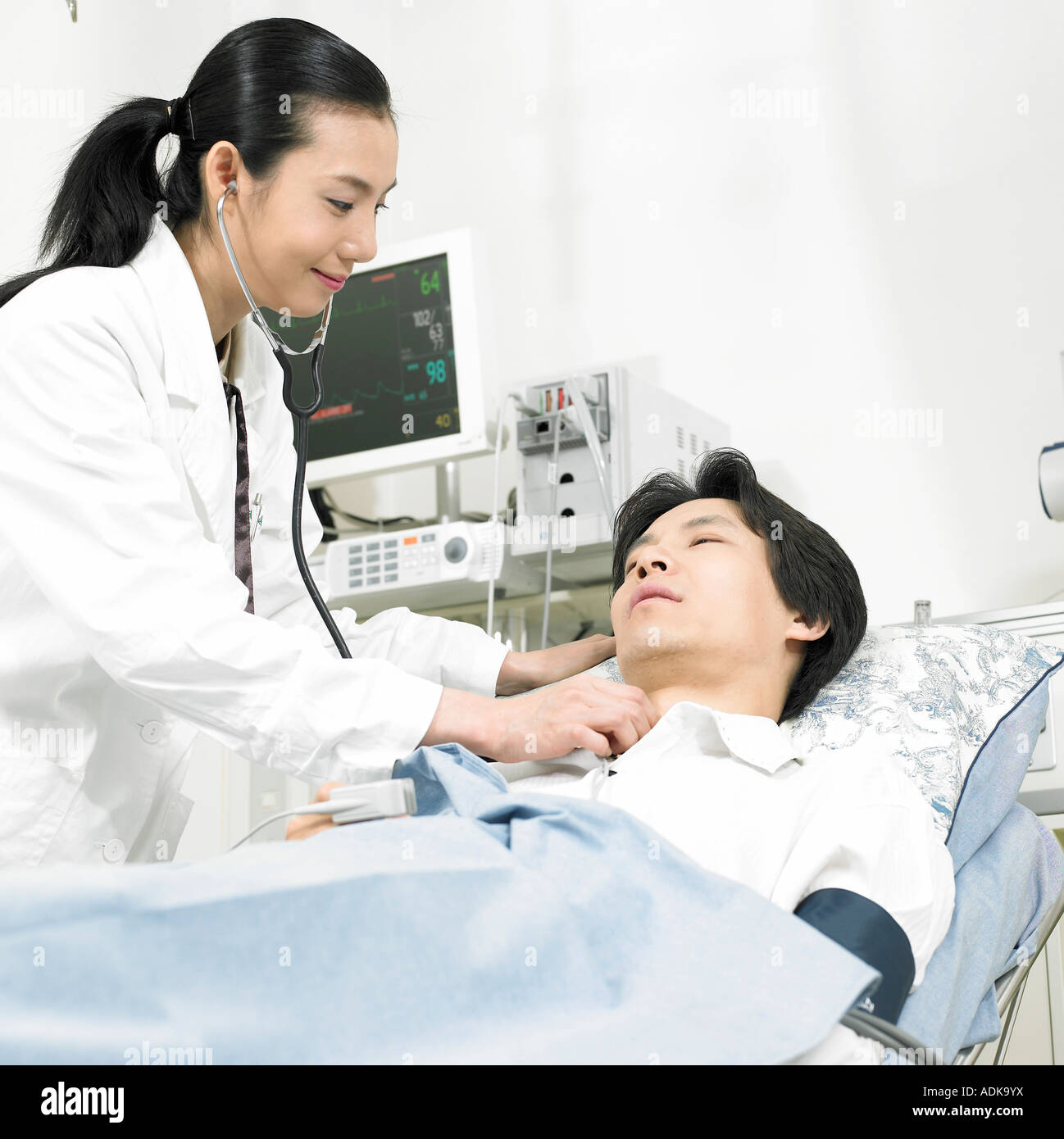 medicine a doctor and a patient Stock Photo - Alamy