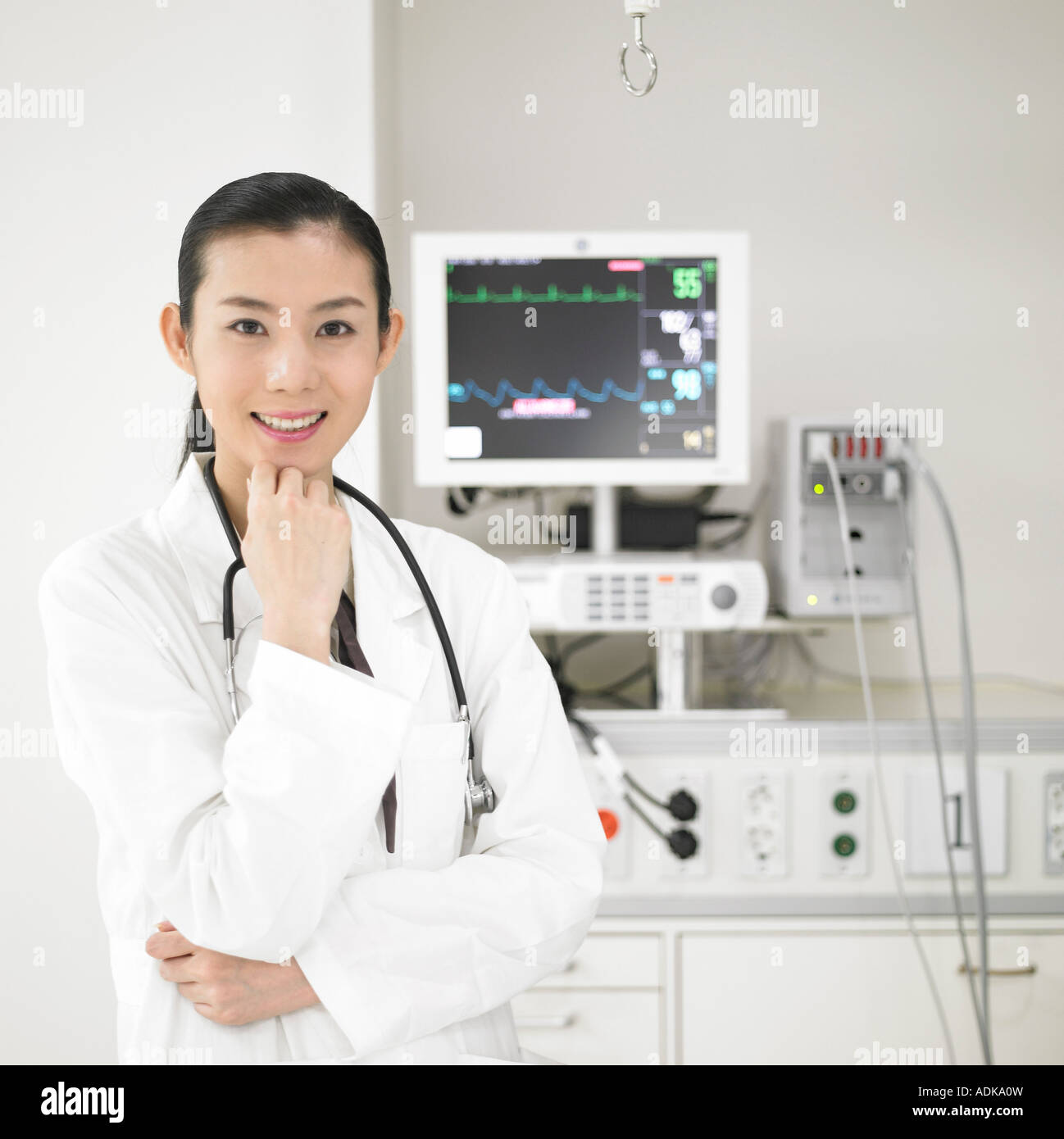 medicine a doctor in front of a medical equipment Stock Photo - Alamy