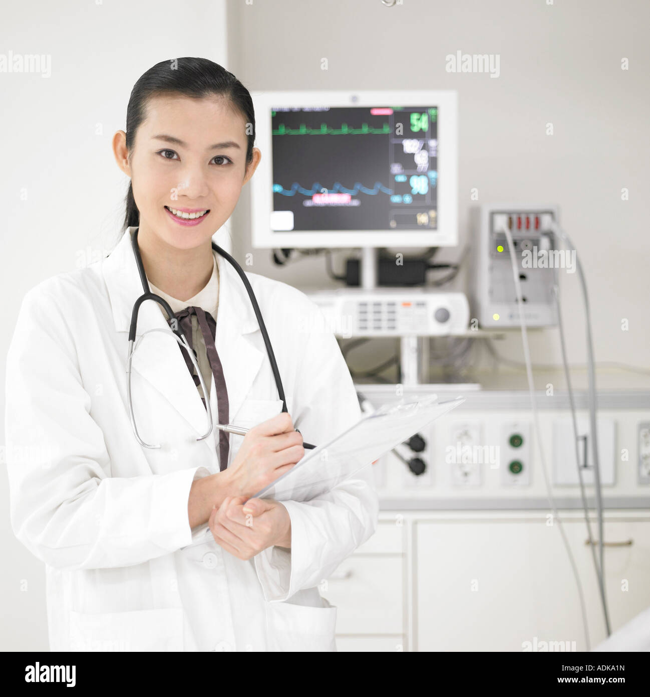 medicine a doctor in front of a medical equipment Stock Photo - Alamy