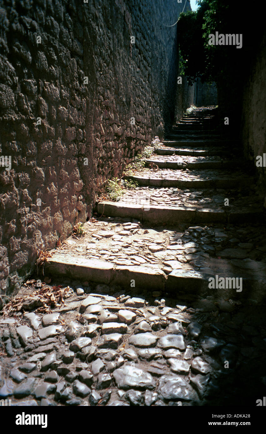 cobbled steps going up hill Stock Photo - Alamy