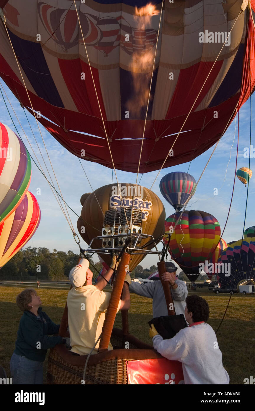 Hot air balloons during balloon race Stock Photo - Alamy