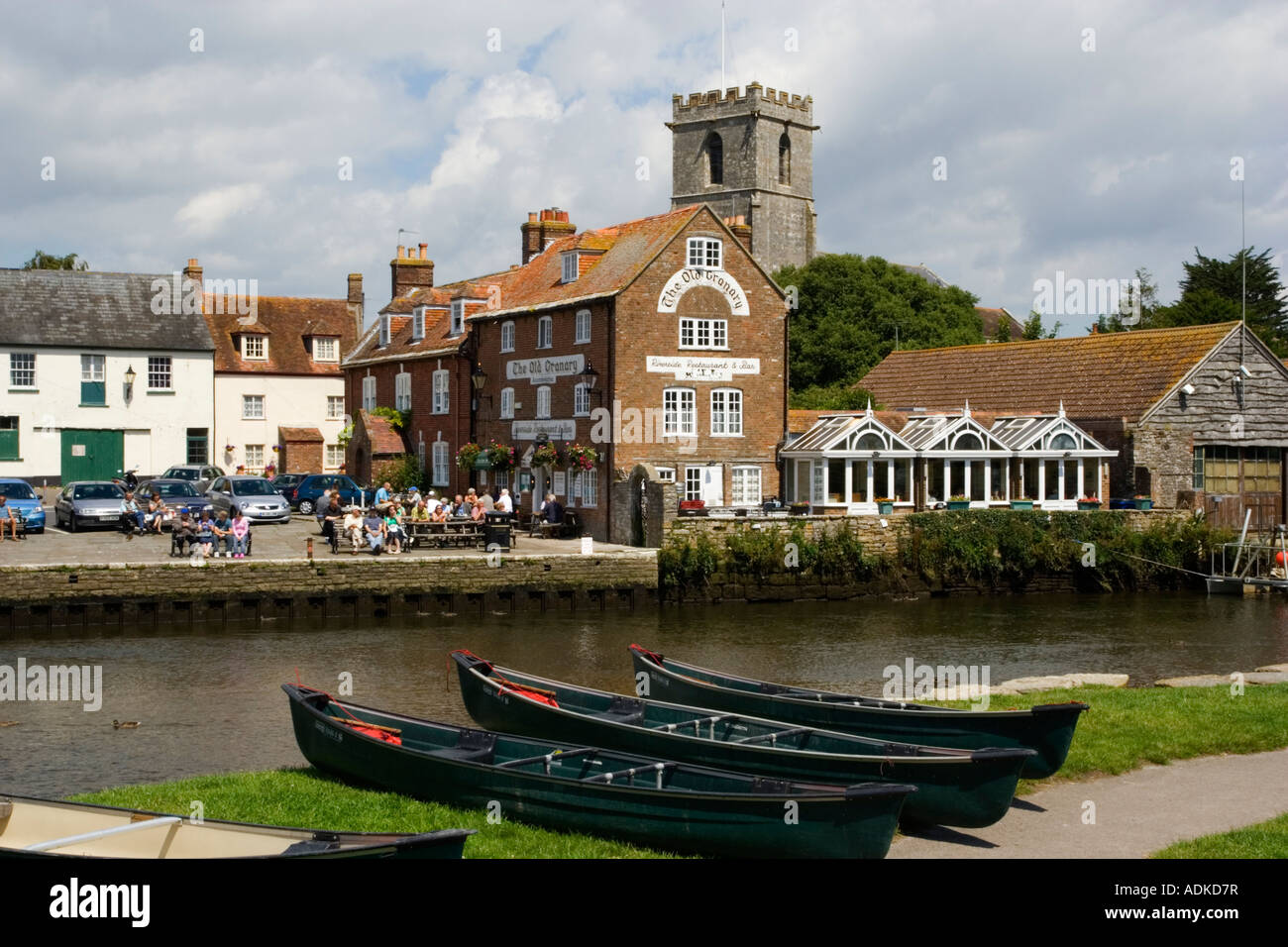 Old granary pub hi-res stock photography and images - Alamy