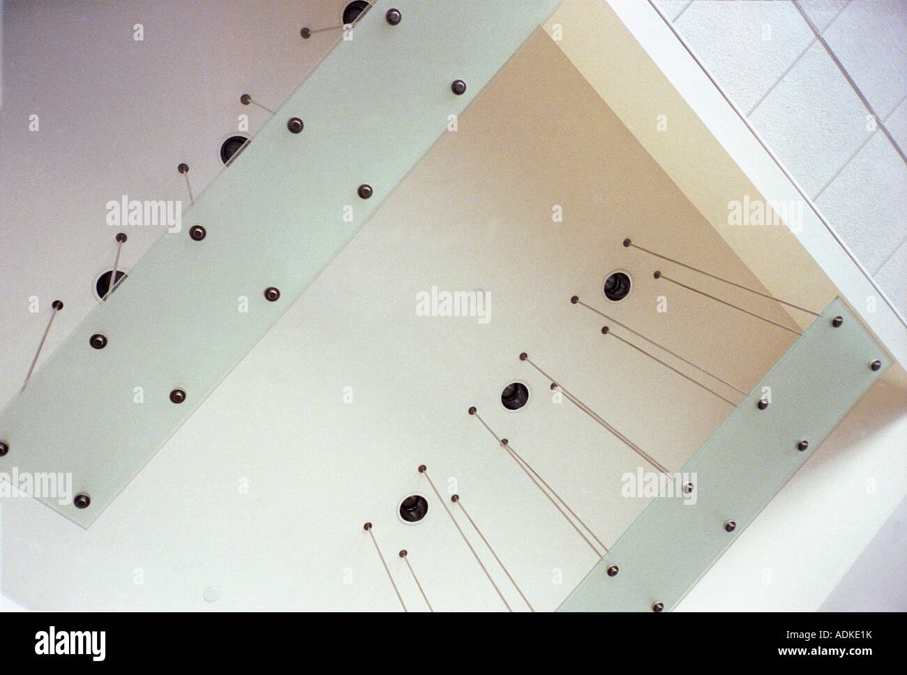 Upward view open ceiling hi-res stock photography and images - Alamy