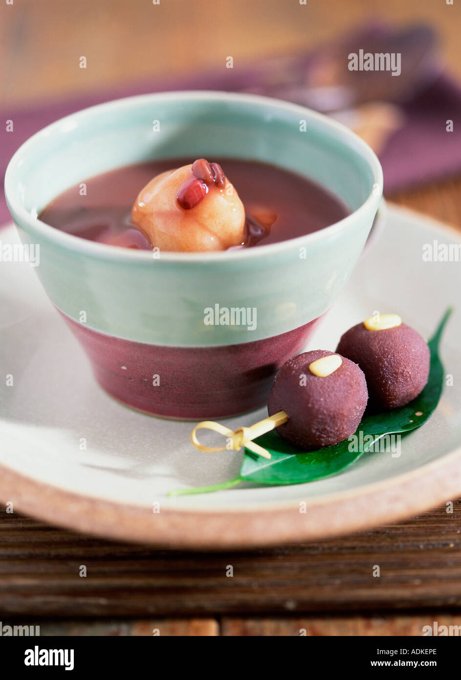Japanese food sweet red bean soup Stock Photo - Alamy