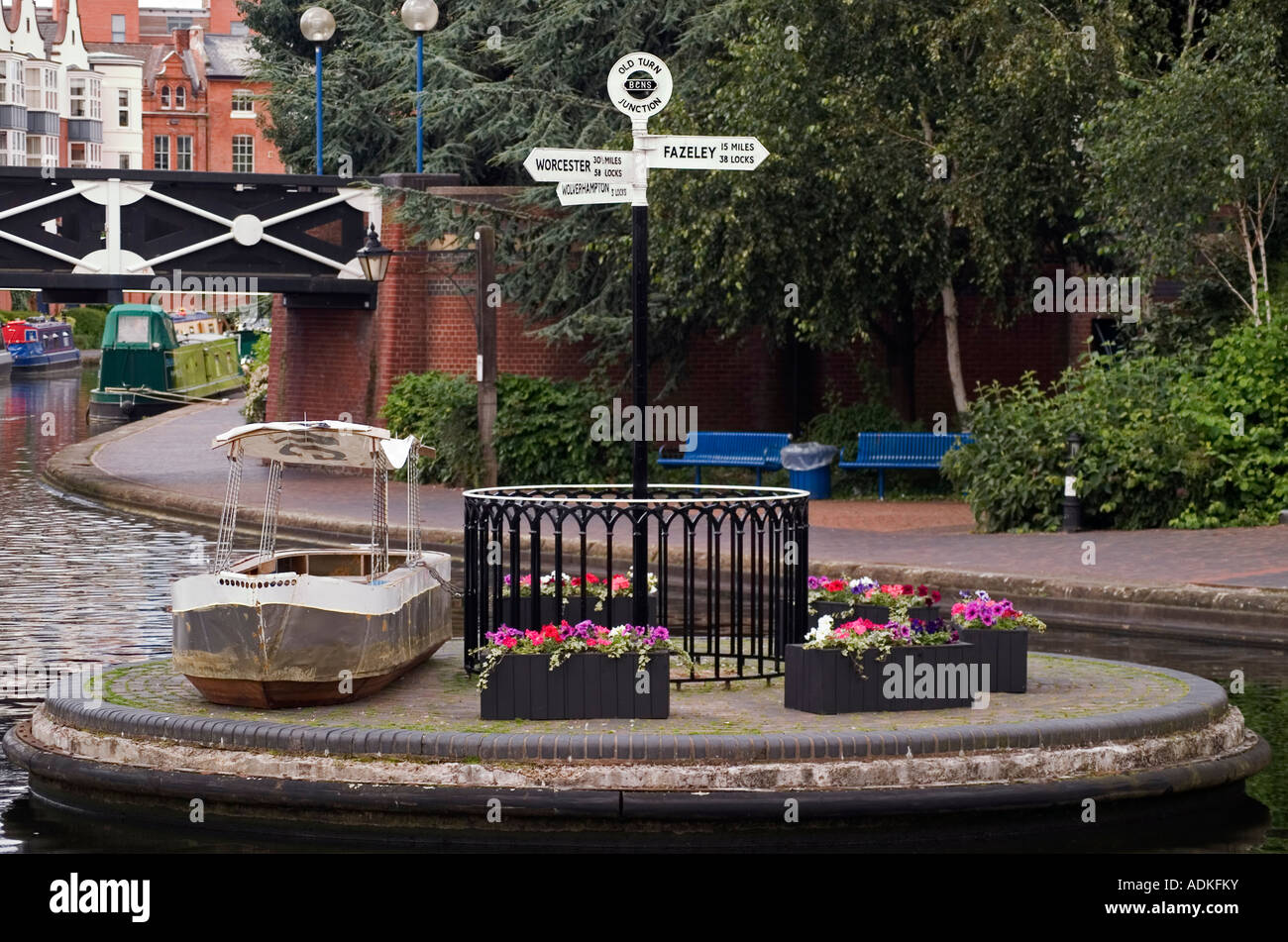 Old Turn Junction at Gas Street Basin Birmingham Stock Photo - Alamy