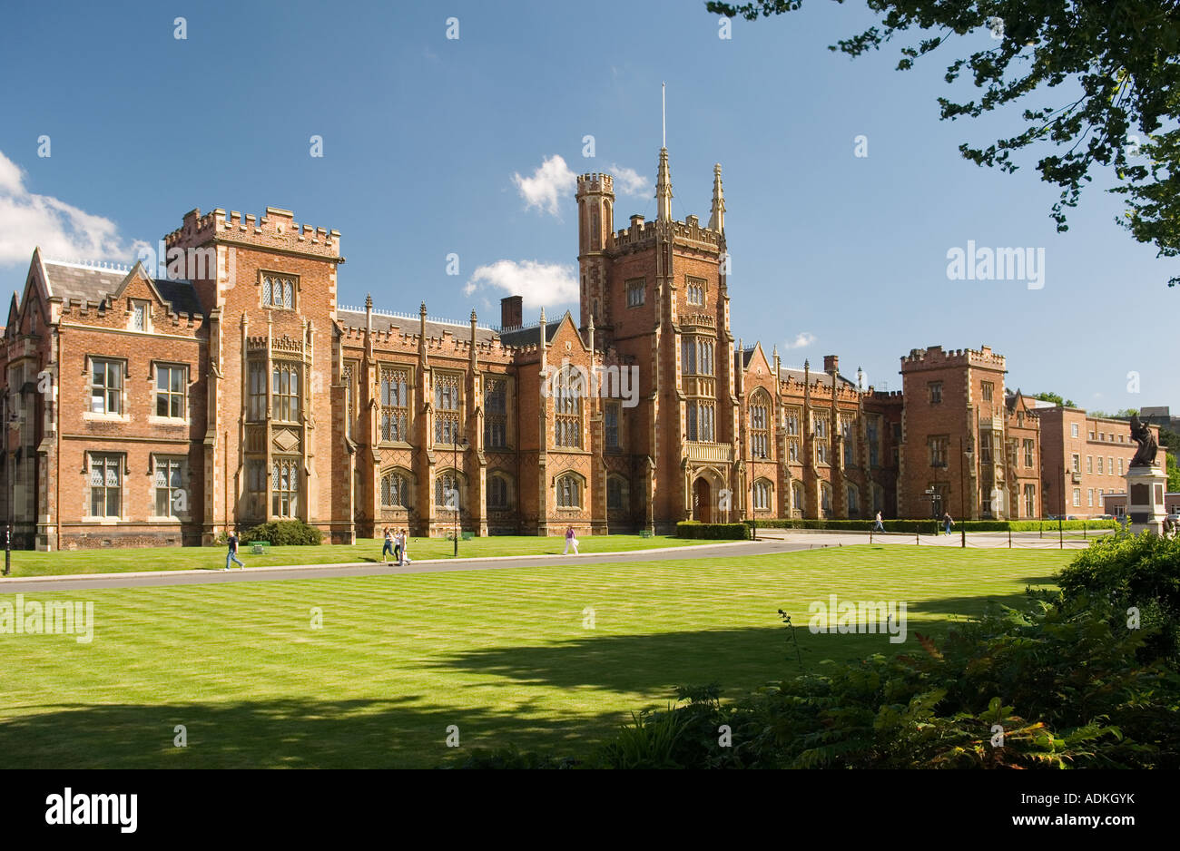 University Of Ulster Belfast Campus High Resolution Stock Photography ...