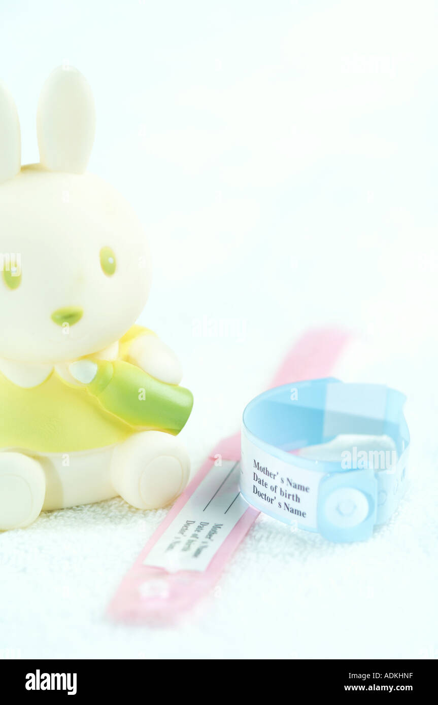 Baby birth band hi-res stock photography and images - Alamy