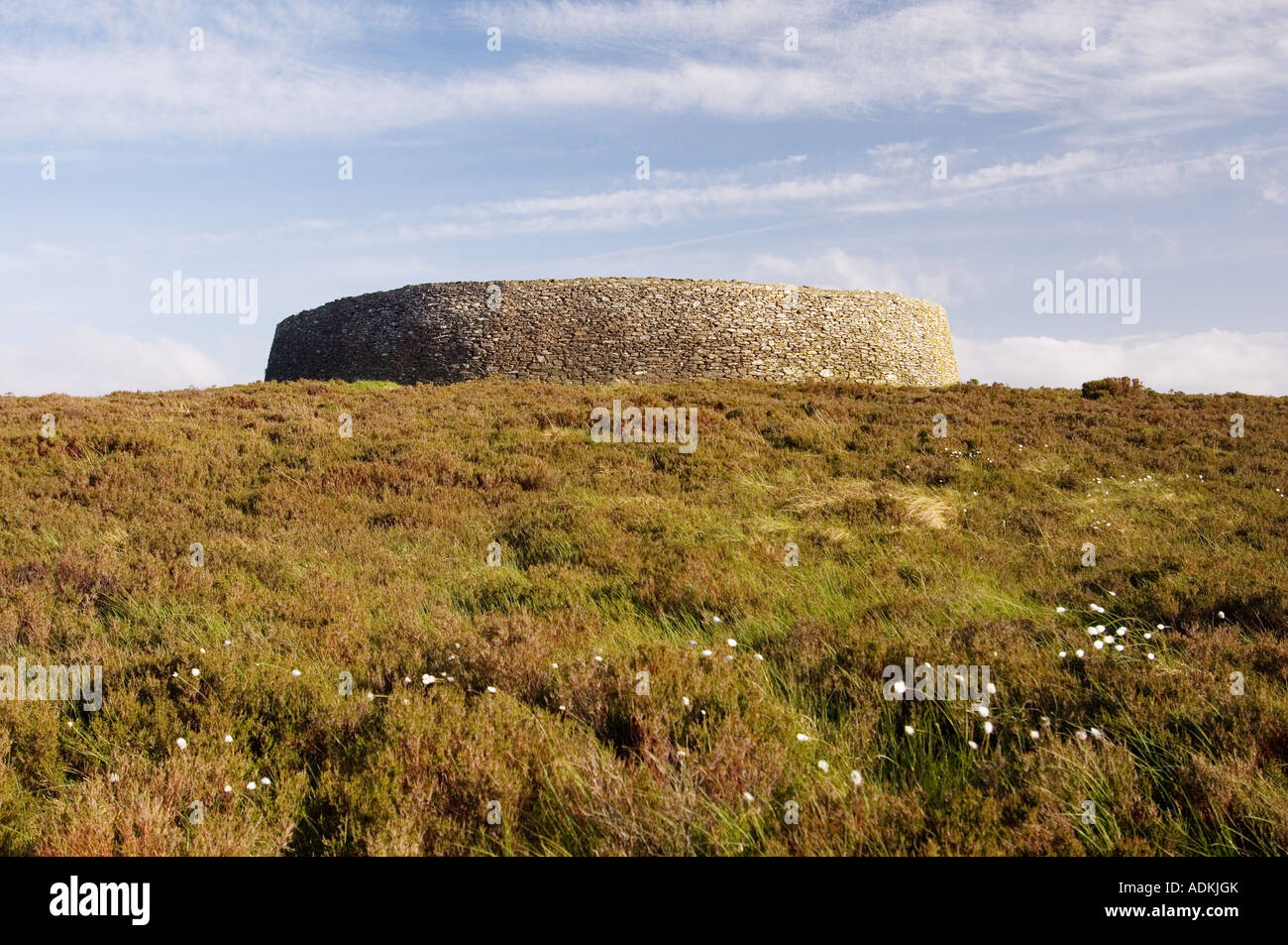 Prehistoric stone cashel fort hi-res stock photography and images - Alamy