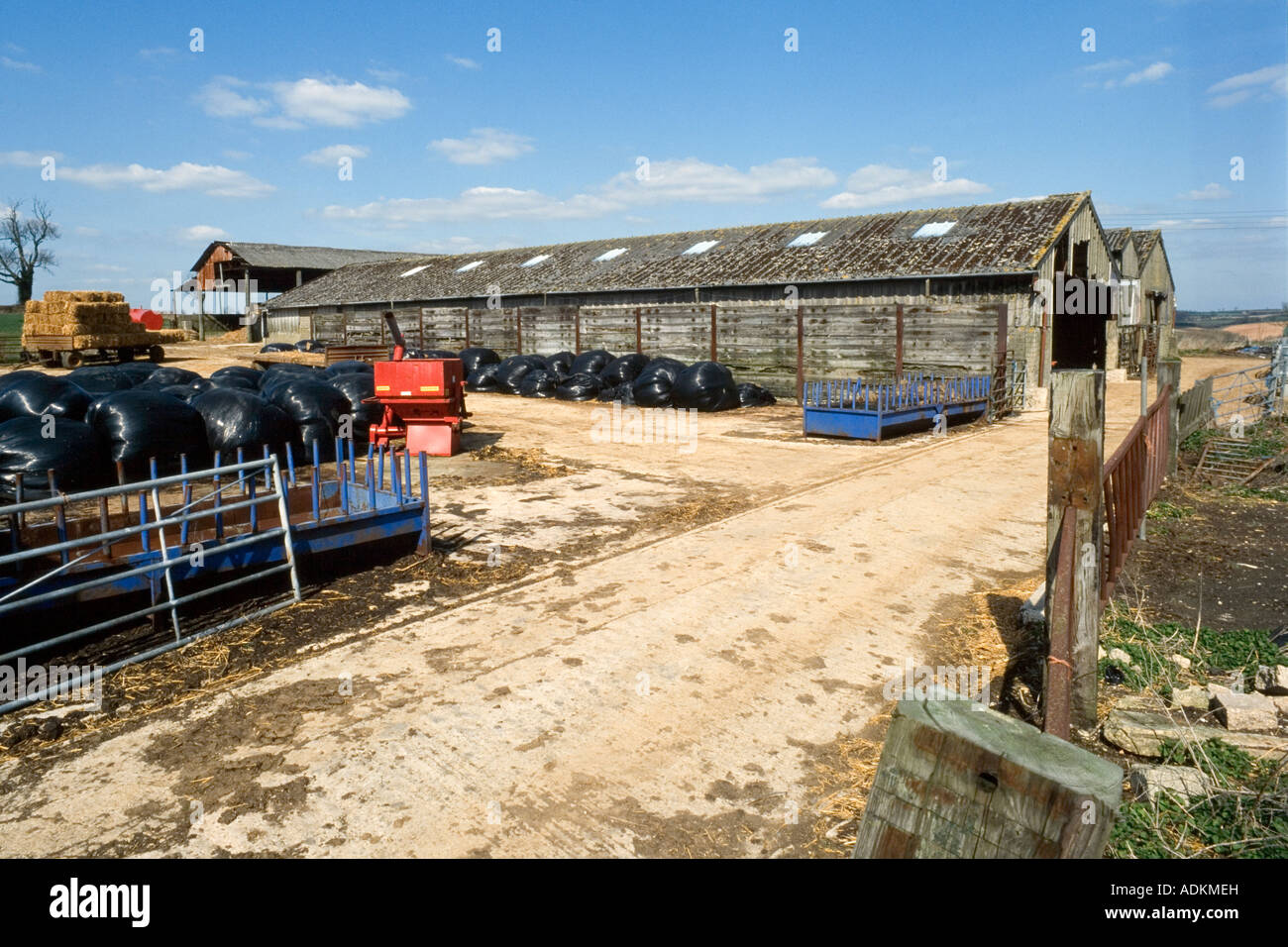 Farm yard farm buildings england hi-res stock photography and images ...