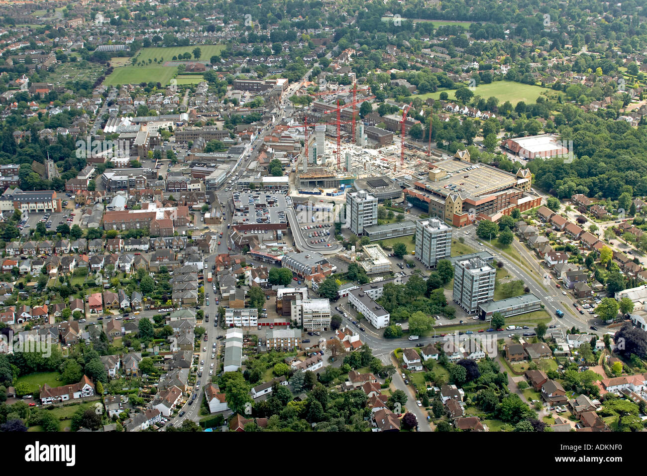 Walton on thames aerial hi-res stock photography and images - Alamy
