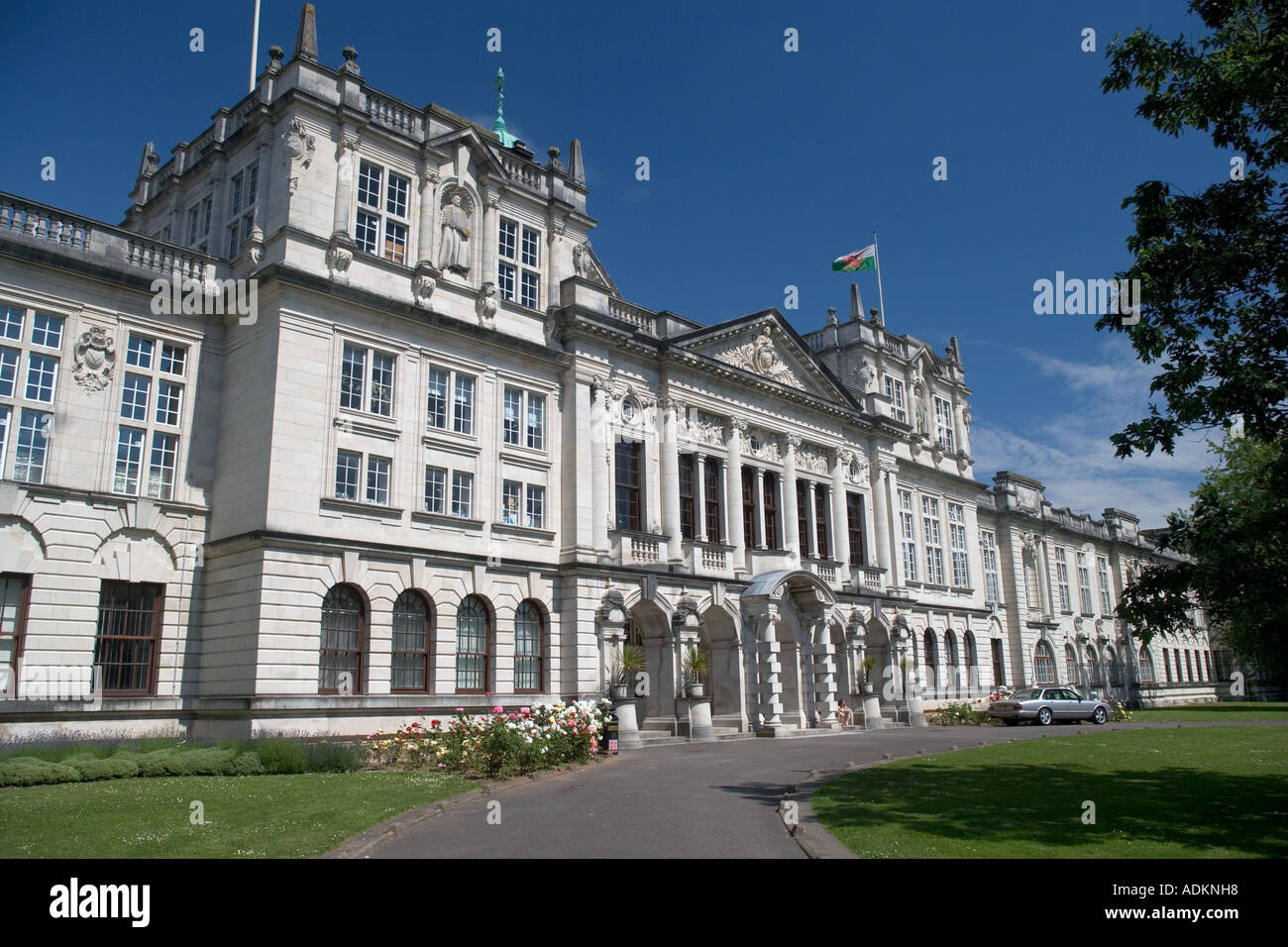 Cardiff metropolitan university hi-res stock photography and images - Alamy
