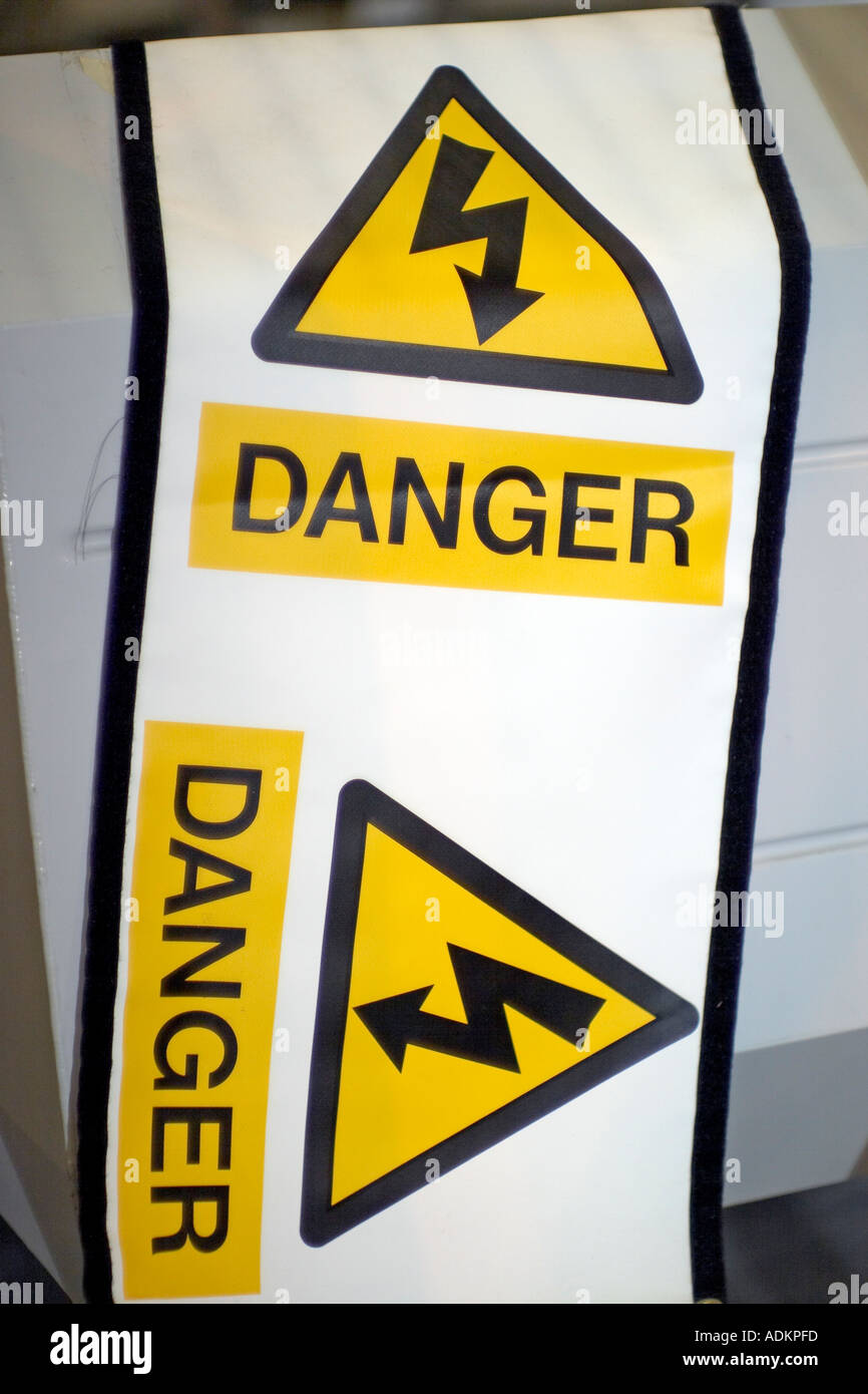 Danger electrical shock warning sign Stock Photo - Alamy