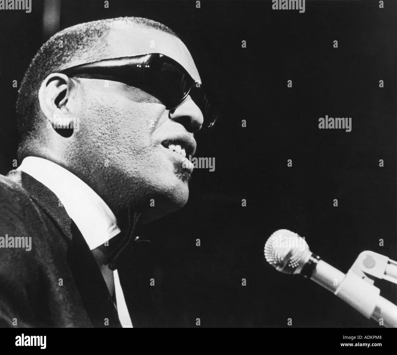 Ray charles us jazz musician hi-res stock photography and images - Alamy