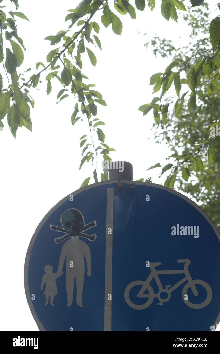 pedestrian and cyclists sign Stock Photo - Alamy