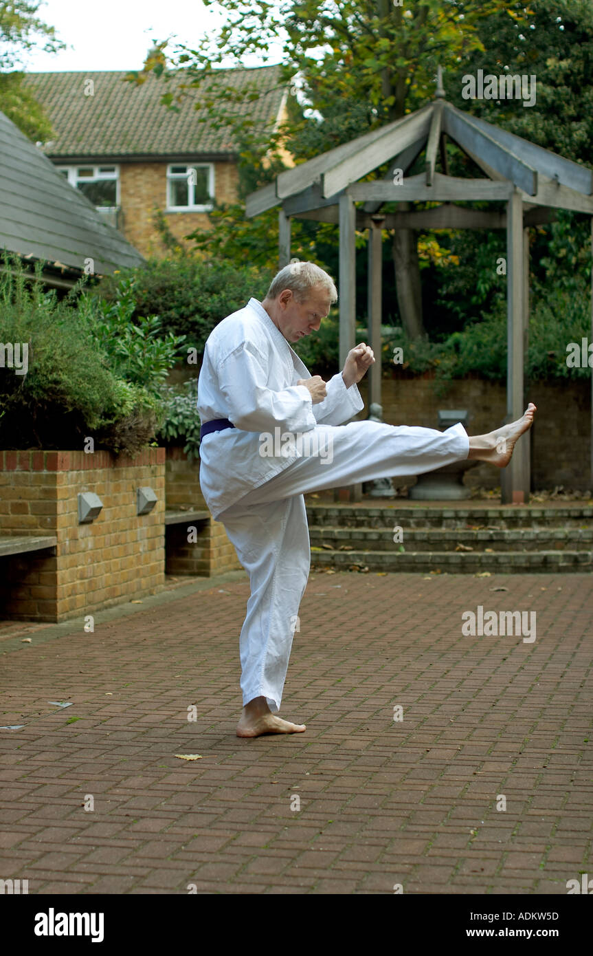 Karate kick outside hi-res stock photography and images - Alamy