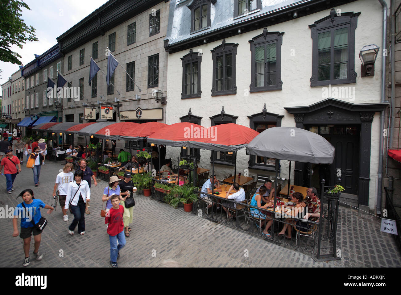 Rue ste anne hi-res stock photography and images - Alamy