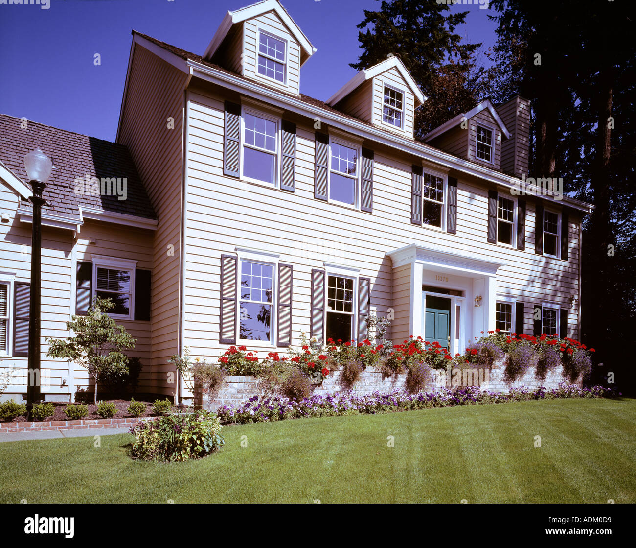 Fancy buildings hi-res stock photography and images - Alamy