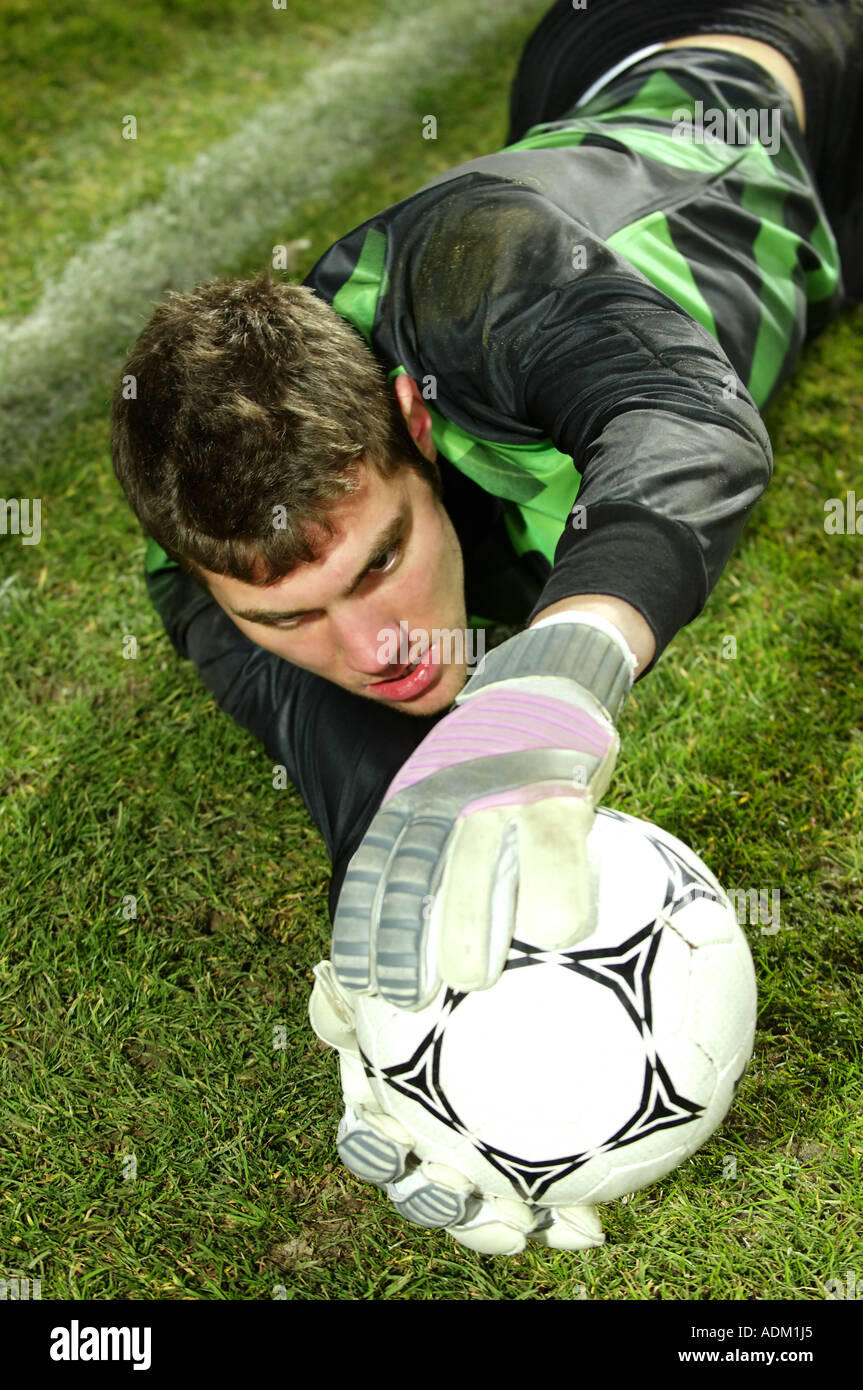 Goalie making save hi-res stock photography and images - Alamy