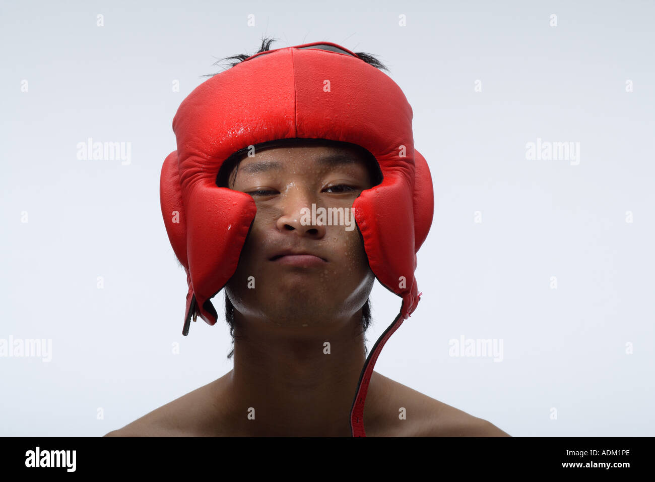 Bruised boxer hi-res stock photography and images - Alamy
