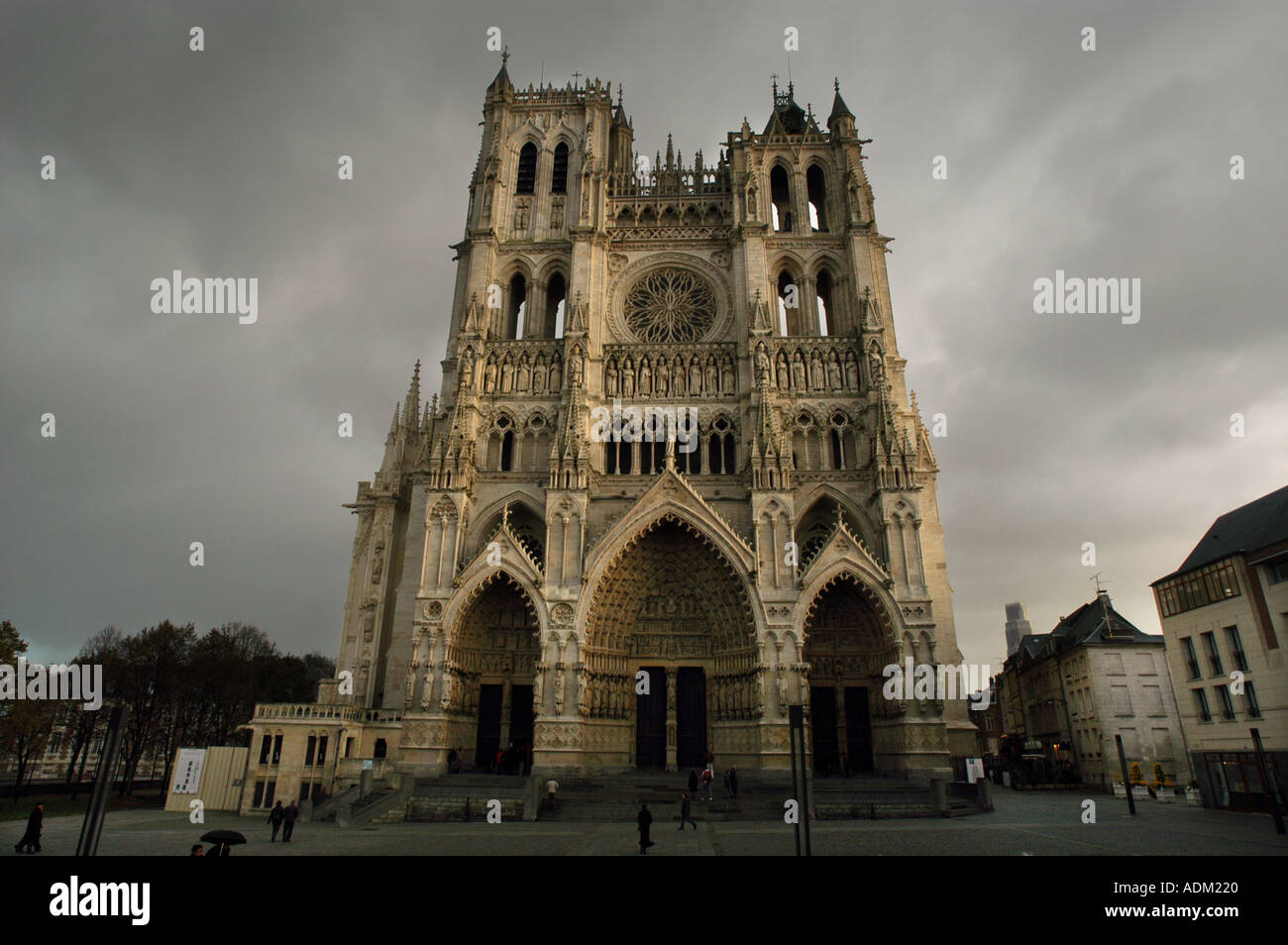 FRANCE AMIENS CATHEDRAL THE CATHEDRAL OF NOTRE DAME 1220 Stock Photo ...