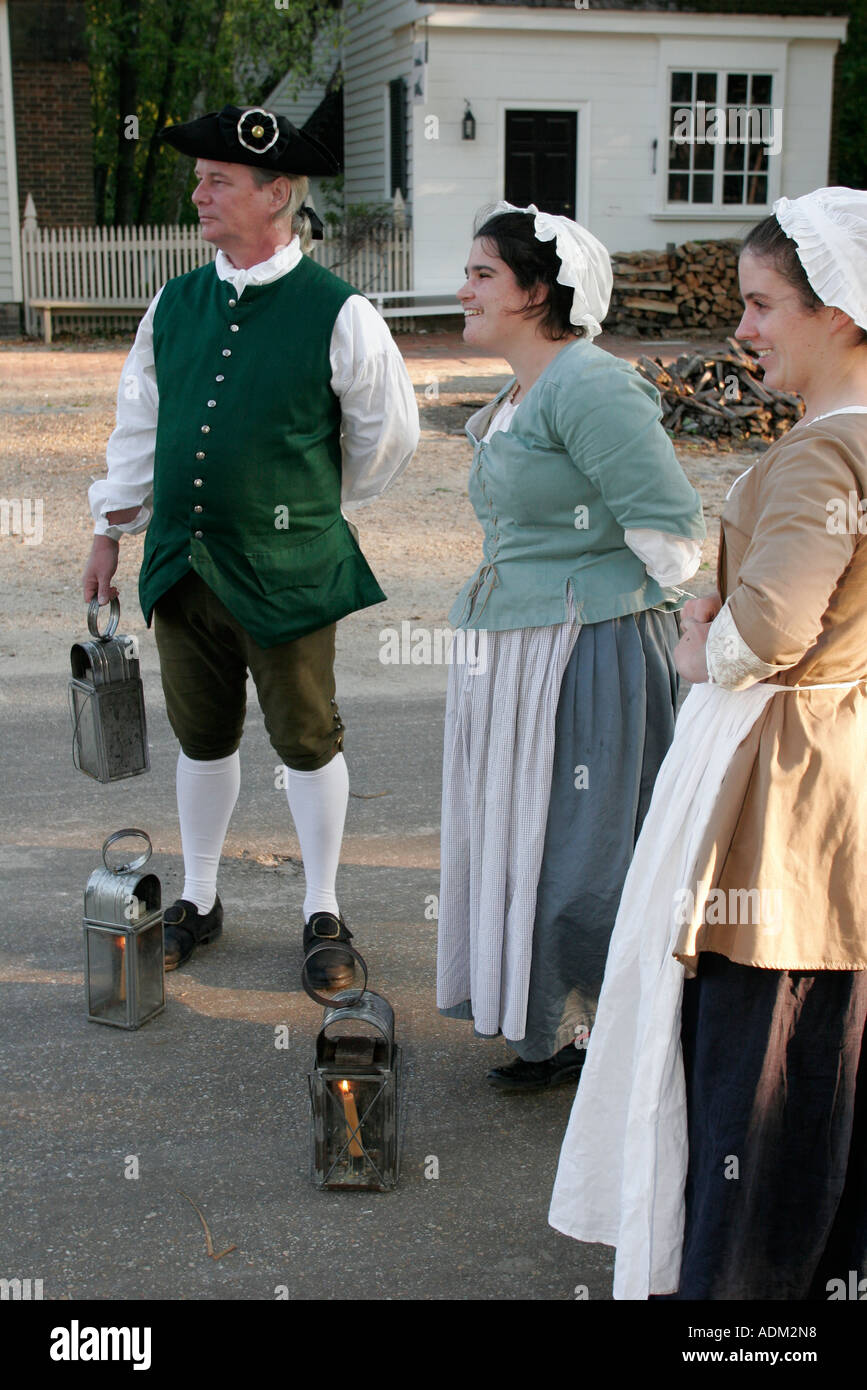 Colonial Williamsburg Costumes V29: Fabrics For Colonial