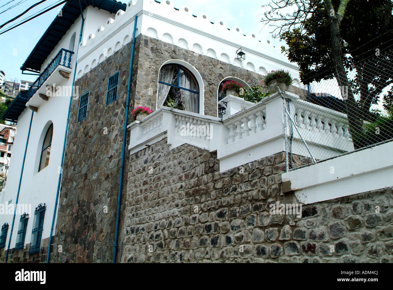 Residential suburb of Guapulo in Quito, Ecuador Stock Photo - Alamy