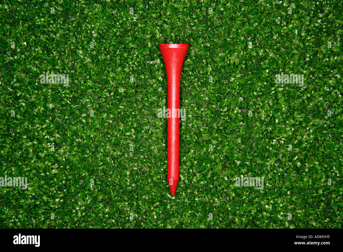 Golf tee hi-res stock photography and images - Alamy
