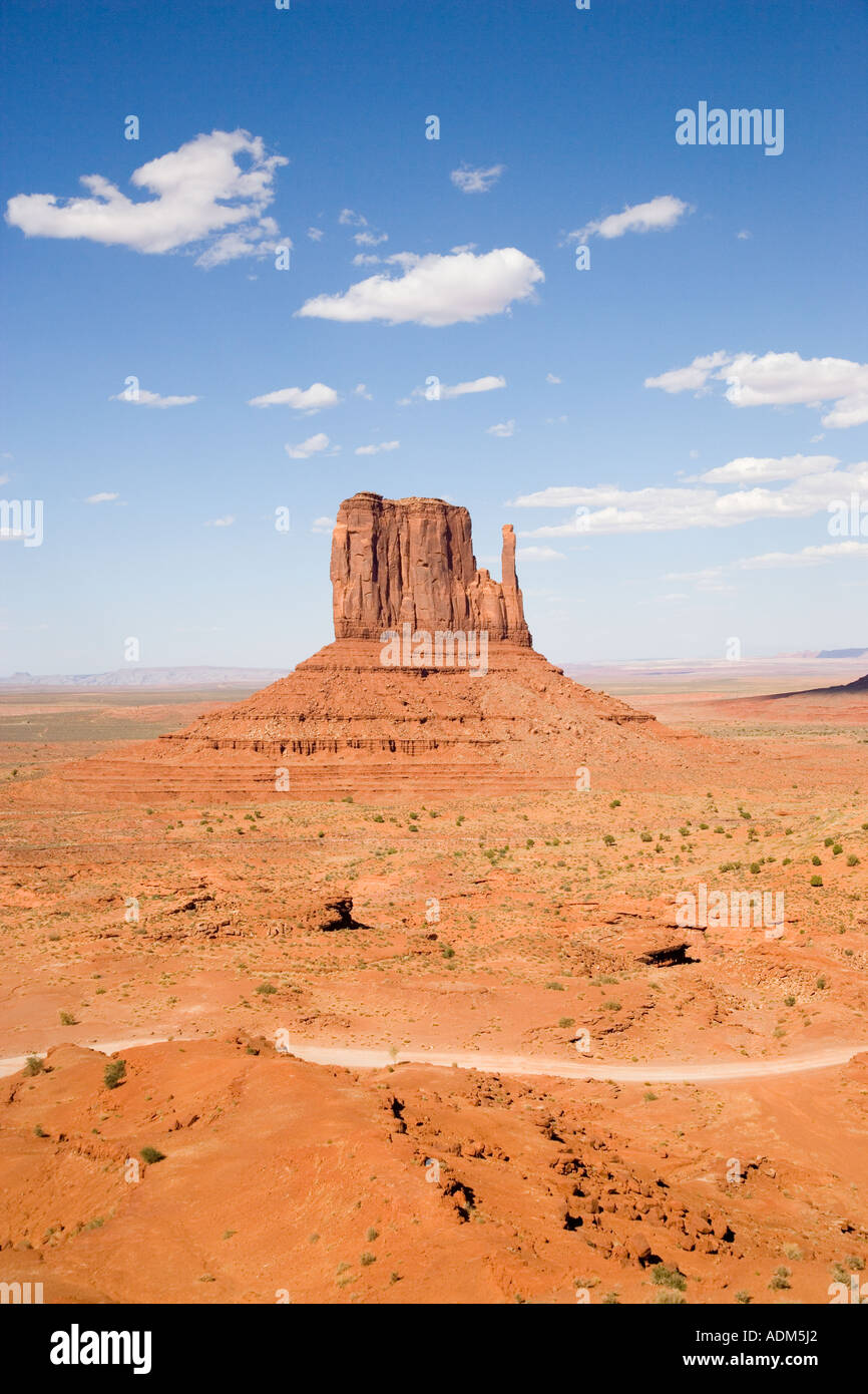 Left valley hi-res stock photography and images - Alamy