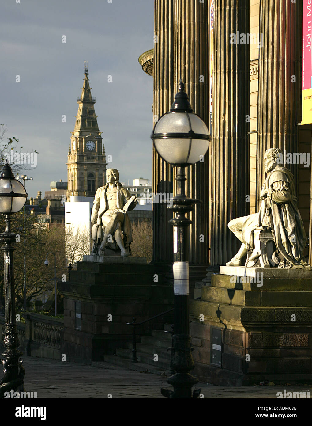 Entrance to the Walker Art Gallery with Liverpool Town Hall in the ...