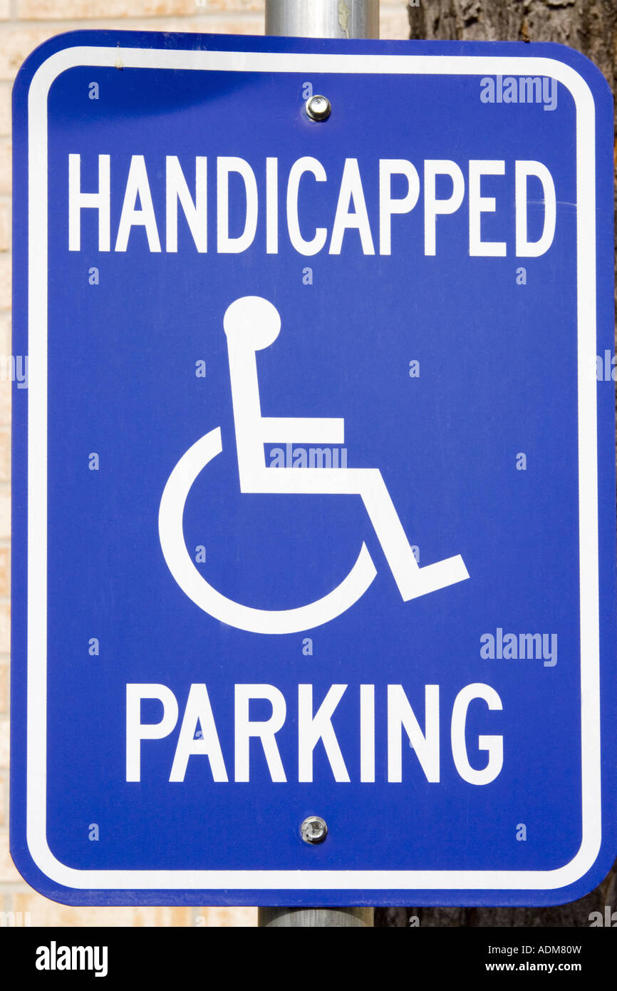 Handicapped parking sign Stock Photo - Alamy
