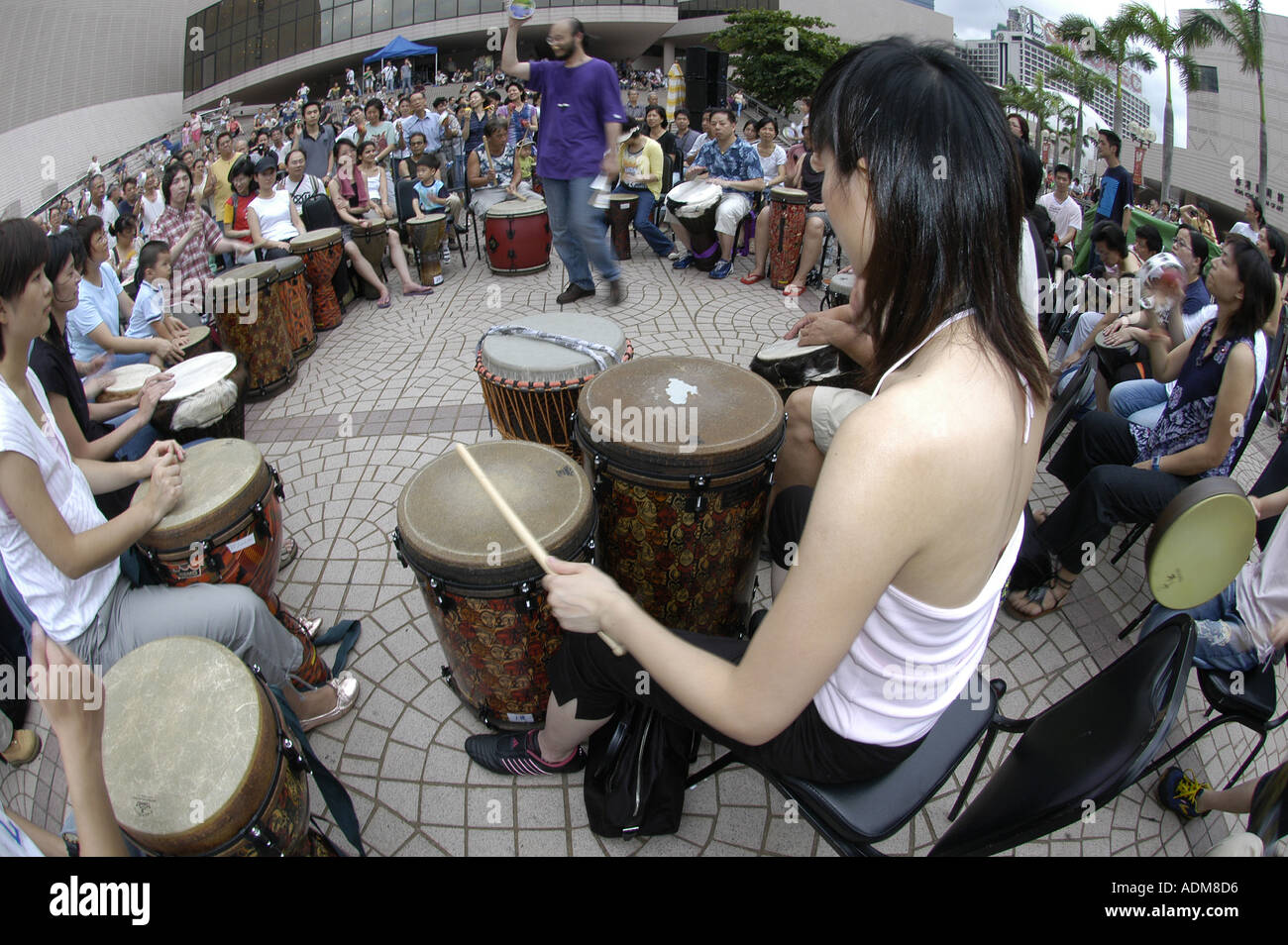 People playing musical instruments next to the Museum of Art Avenue of ...