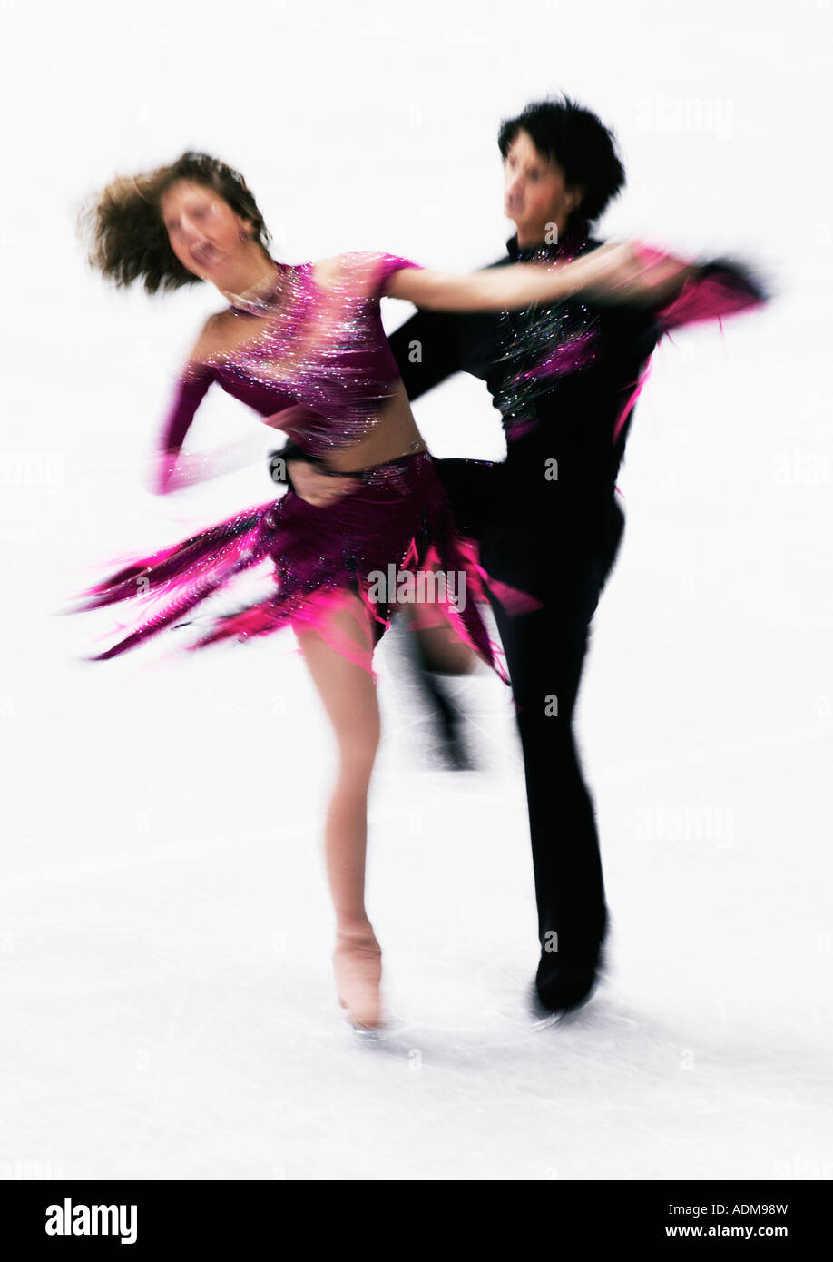 Ice figure skating couple competition hi-res stock photography and ...