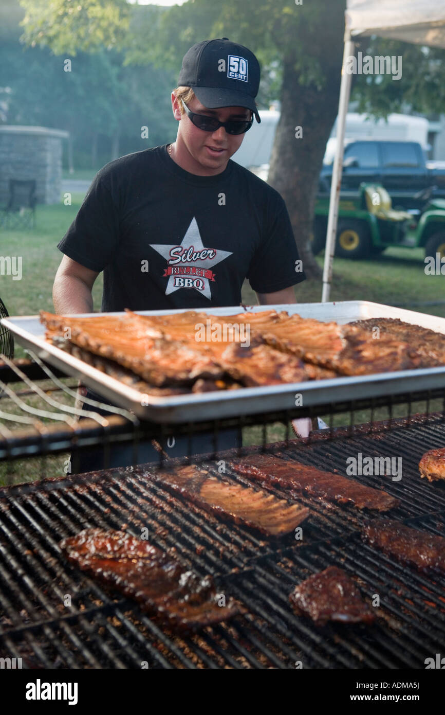 Ribfest hi-res stock photography and images - Alamy