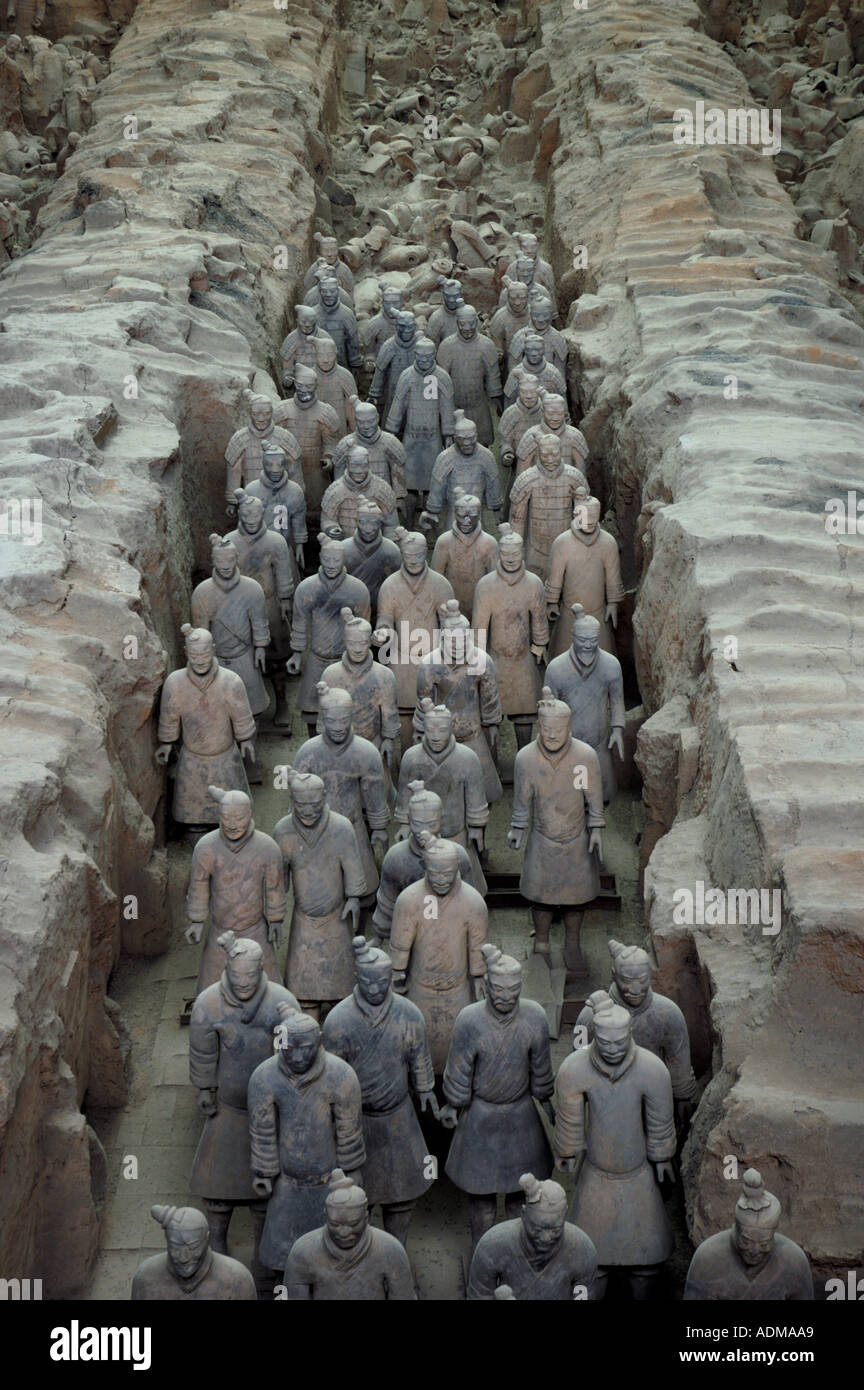 China shaanxi xian bingmayong army hi-res stock photography and images ...