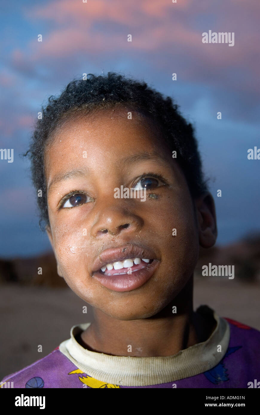 Sahara child tuareg hi-res stock photography and images - Alamy