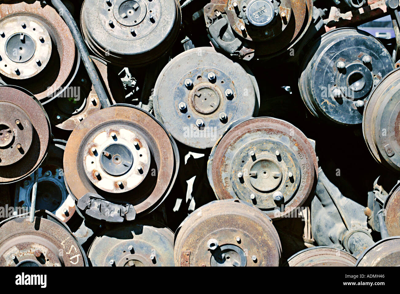 Broken axle hi-res stock photography and images - Alamy