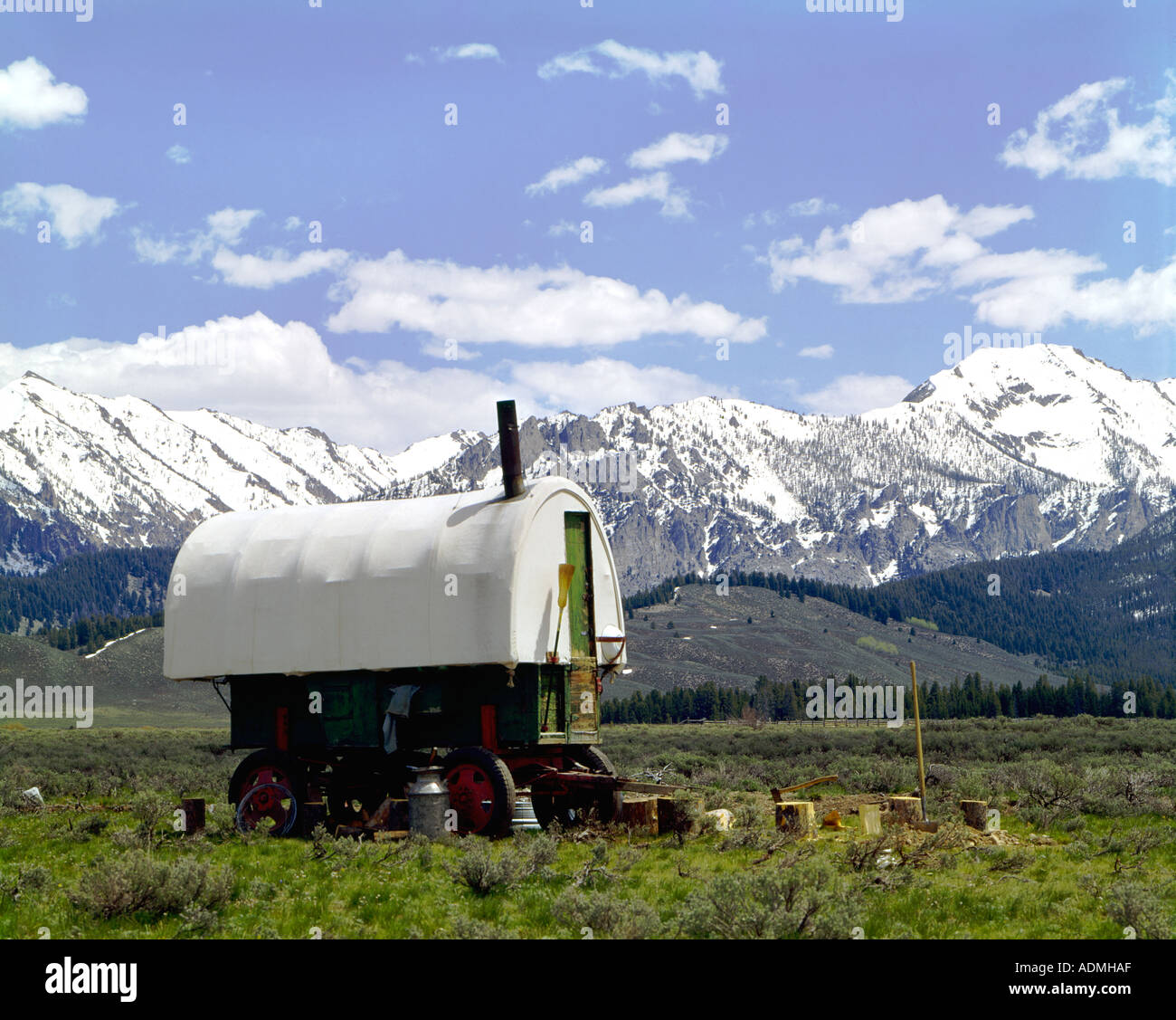 Sheepherder wagon hi-res stock photography and images - Alamy
