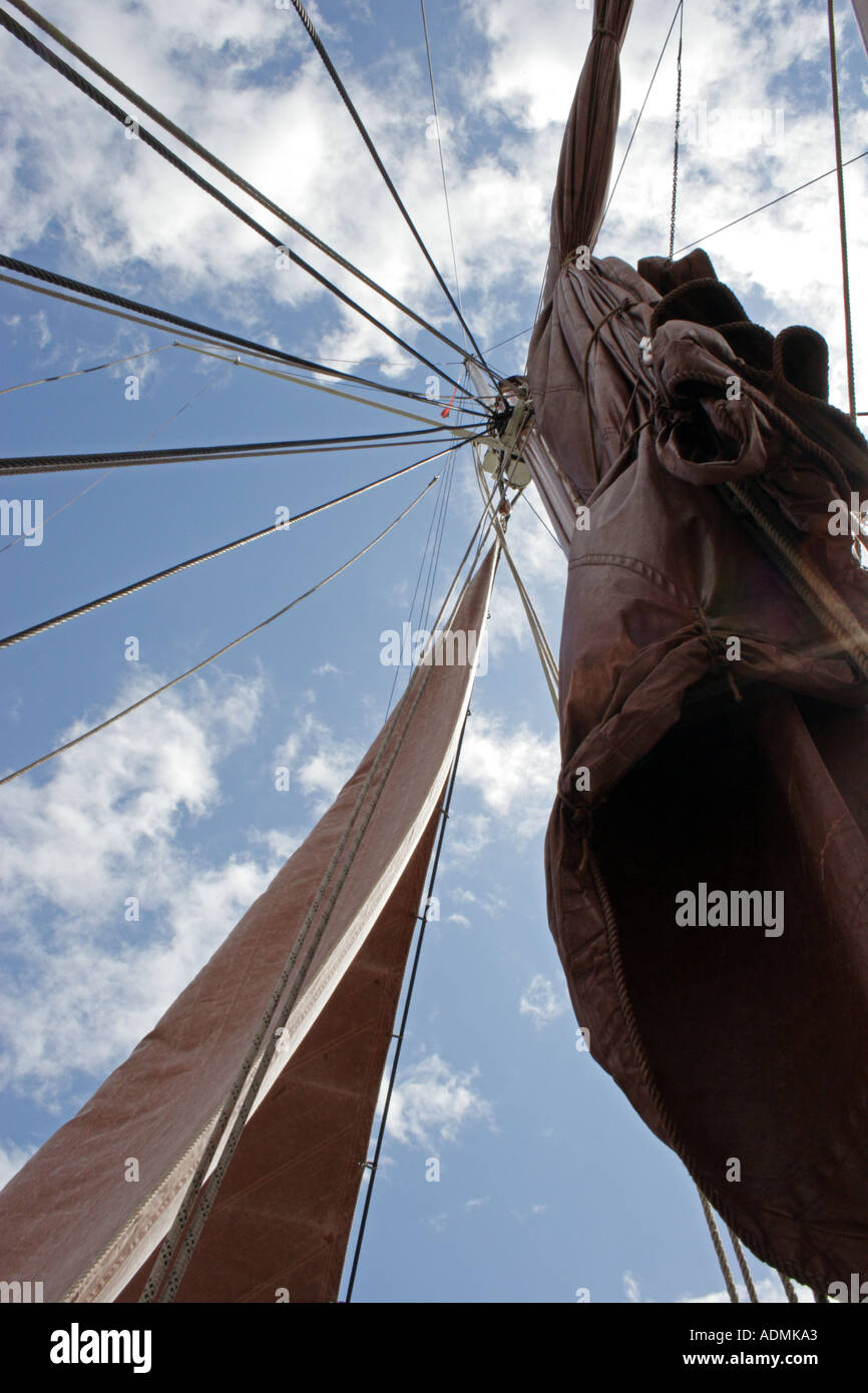 Rigging on a Thames barge Stock Photo - Alamy