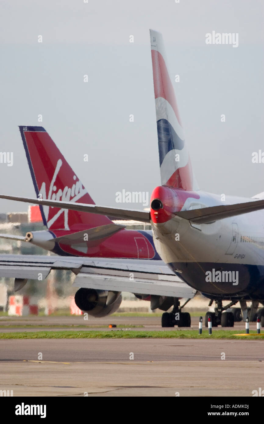 Boeing 747 400 tails hi-res stock photography and images - Alamy