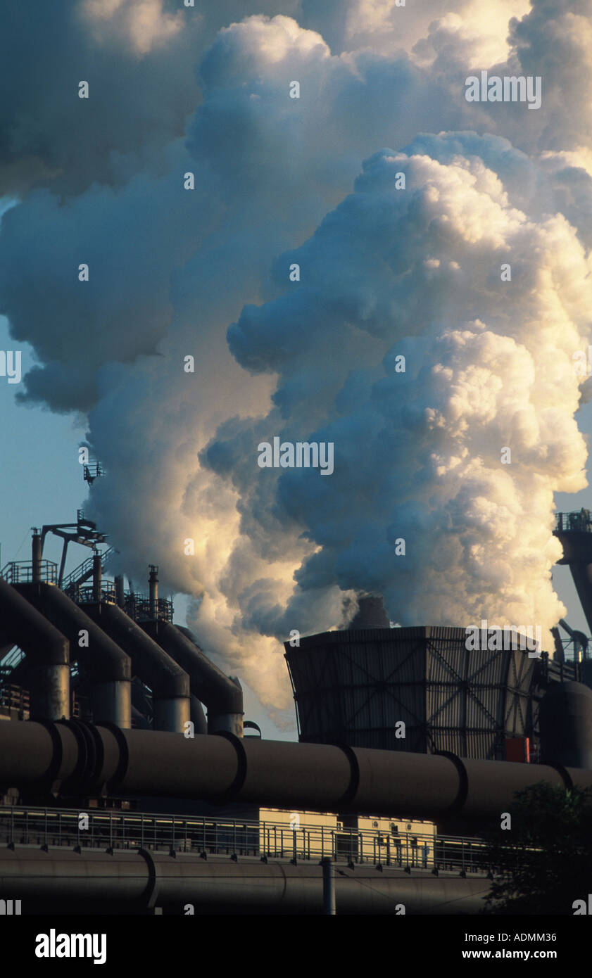 White steam hi-res stock photography and images - Alamy