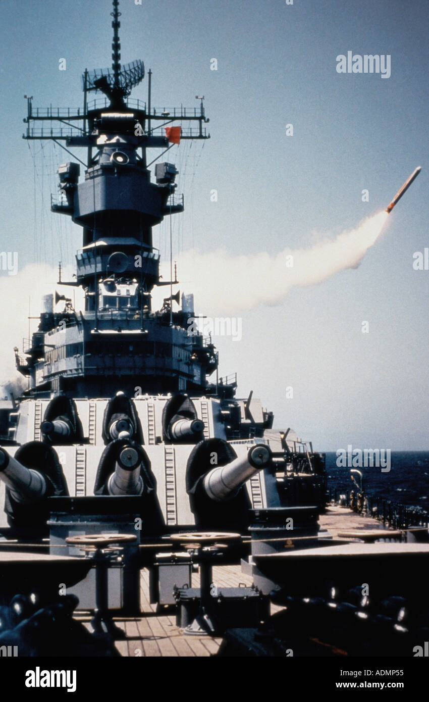 Tomahawk cruise missile hi-res stock photography and images - Alamy